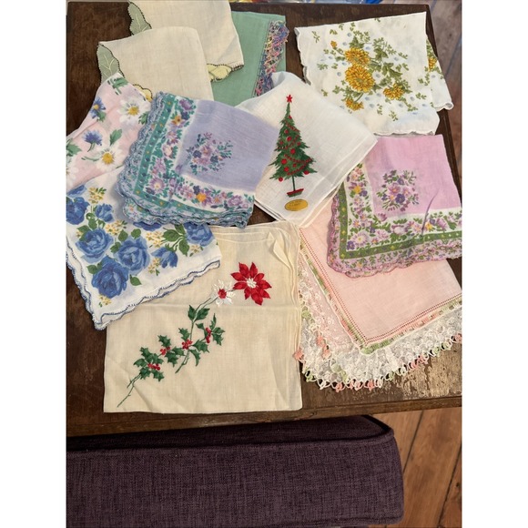Kitchen | Vintage Estate Lot Of 11 Handkerchiefs Lace Scalloped ...